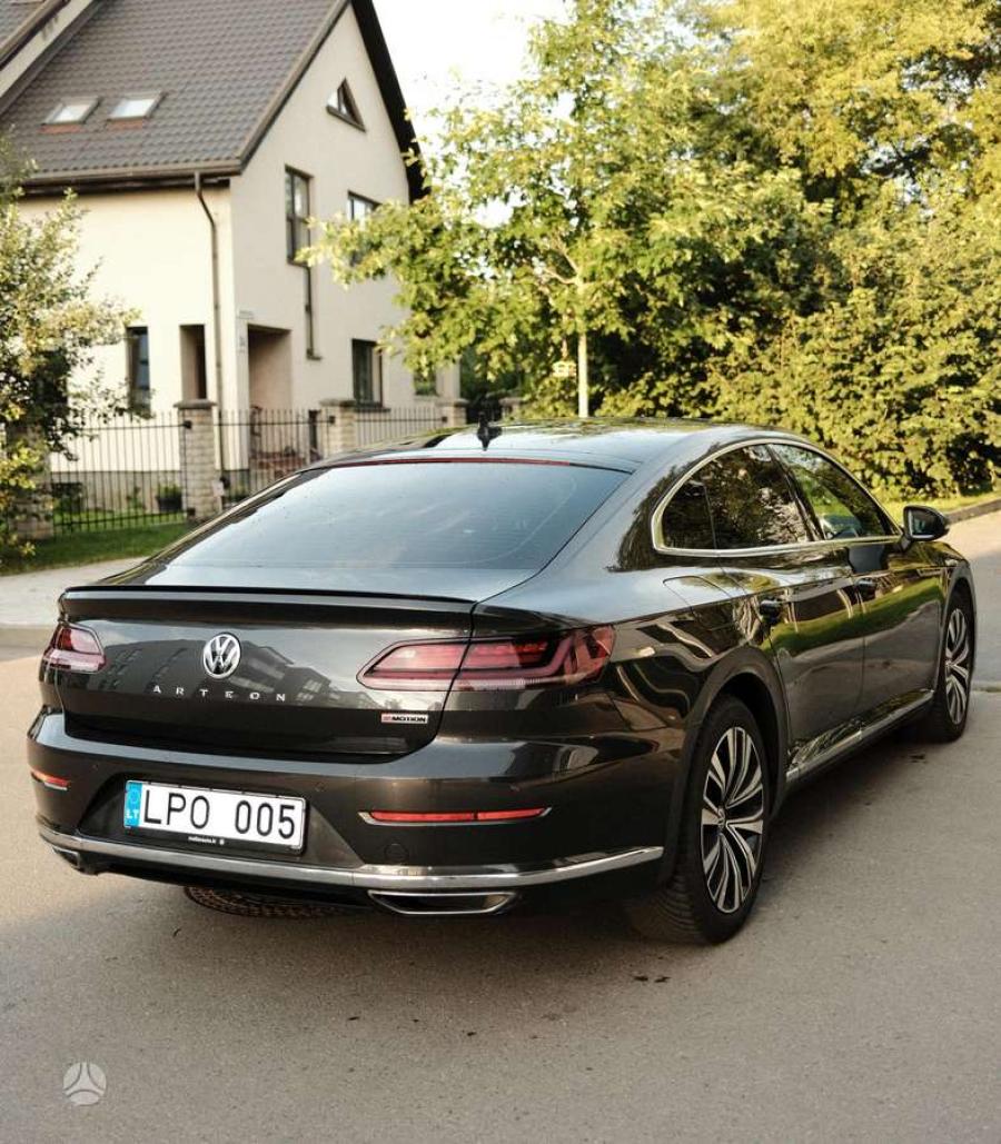 Melns Volkswagen Arteon 2019 Viļņa, ar dzinēja tilpumu 2.00 L un nobraukumu 90 tūkst. km par 22000 €, foto 6 vietnē AUTOMOTO.COM.LV