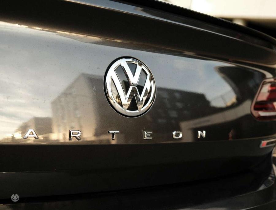 Melns Volkswagen Arteon 2019 Viļņa, ar dzinēja tilpumu 2.00 L un nobraukumu 90 tūkst. km par 22000 €, foto 10 vietnē AUTOMOTO.COM.LV