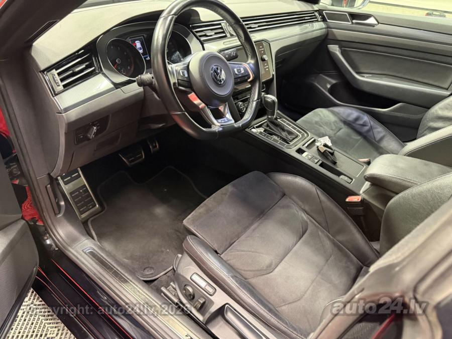 Black Volkswagen Arteon 2019 in Parnu, with an engine capacity of 2.00 L and mileage of 118 thousand km for 20500 €, photo 5 on AUTOMOTO.COM.LV