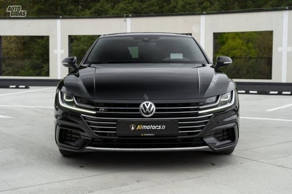 Black Volkswagen Arteon 2020 in Vilnius, with an engine capacity of 2.00 L and mileage of 65 thousand km for 24800 €, photo 3 on AUTOMOTO.COM.LV