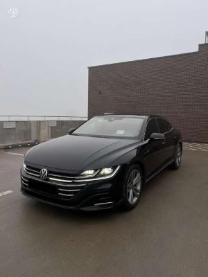 Melns Volkswagen Arteon 2021 Viļņa, ar dzinēja tilpumu 1.97 L un nobraukumu 185 tūkst. km par 27500 €, foto  vietnē AUTOMOTO.COM.LV
