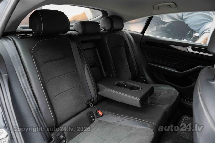 Melns Volkswagen Arteon 2021 Tallina, ar dzinēja tilpumu 2.00 L un nobraukumu 90 tūkst. km par 25900 €, foto 13 vietnē AUTOMOTO.COM.LV