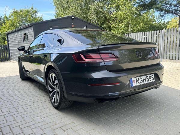 Black Volkswagen Arteon 2021 in Klaipeda, with an engine capacity of 2.00 L and mileage of 322 thousand km for 15800 €, photo 3 on AUTOMOTO.COM.LV