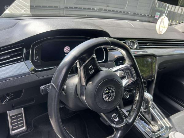Black Volkswagen Arteon 2021 in Klaipeda, with an engine capacity of 2.00 L and mileage of 322 thousand km for 15800 €, photo 5 on AUTOMOTO.COM.LV
