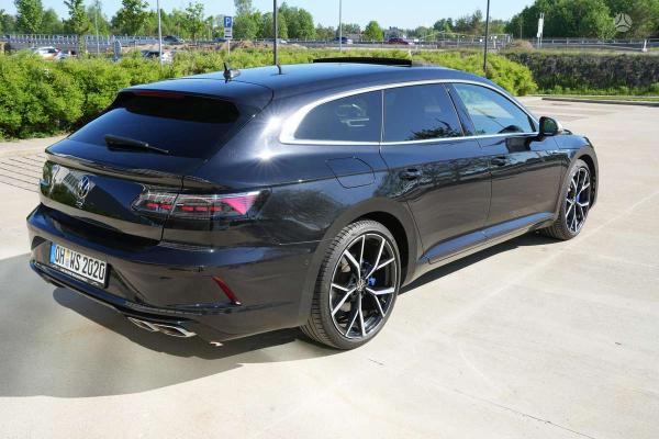 Black Volkswagen Arteon 2022 in Vilnius, with an engine capacity of 1.98 L and mileage of 99 thousand km for 31990 €, photo 4 on AUTOMOTO.COM.LV