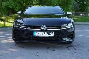 Black Volkswagen Arteon 2022 in Vilnius, with an engine capacity of 2.00 L and mileage of 99 thousand km for 30990 €, photo 11 on AUTOMOTO.COM.LV