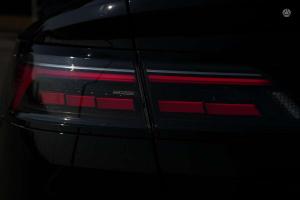 Black Volkswagen Arteon 2022 in Vilnius, with an engine capacity of 2.00 L and mileage of 99 thousand km for 30990 €, photo 26 on AUTOMOTO.COM.LV
