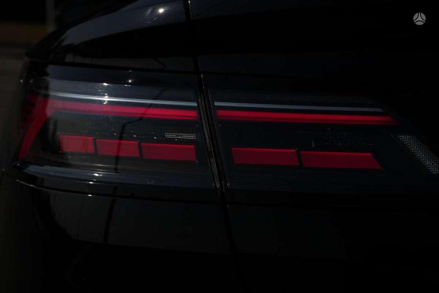 Black Volkswagen Arteon 2022 in Vilnius, with an engine capacity of 2.00 L and mileage of 99 thousand km for 30990 €, photo 26 on AUTOMOTO.COM.LV