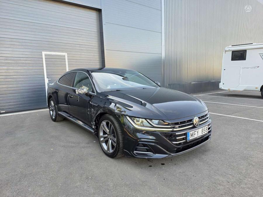 Melns Volkswagen Arteon 2022 Kauņa, ar dzinēja tilpumu 1.98 L un nobraukumu 235 tūkst. km par 12400 €, foto 4 vietnē AUTOMOTO.COM.LV