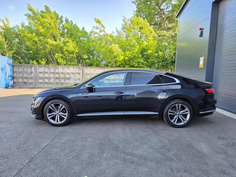 Melns Volkswagen Arteon 2022 Kauņa, ar dzinēja tilpumu 1.98 L un nobraukumu 235 tūkst. km par 12400 €, foto 5 vietnē AUTOMOTO.COM.LV