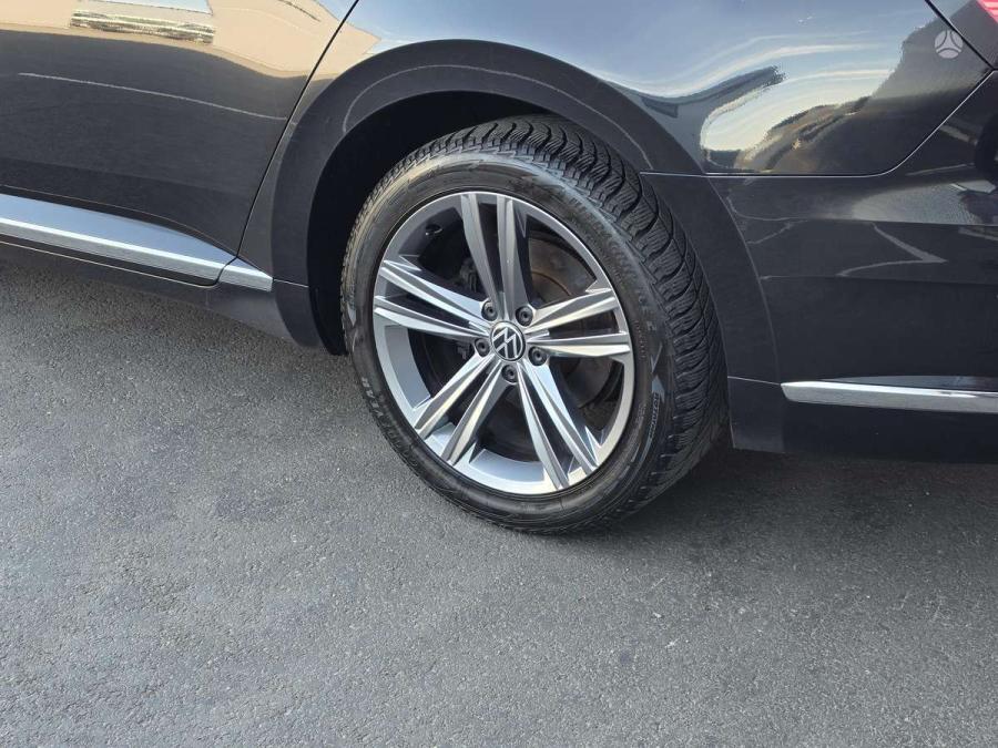 Melns Volkswagen Arteon 2022 Kauņa, ar dzinēja tilpumu 1.98 L un nobraukumu 235 tūkst. km par 12400 €, foto 18 vietnē AUTOMOTO.COM.LV