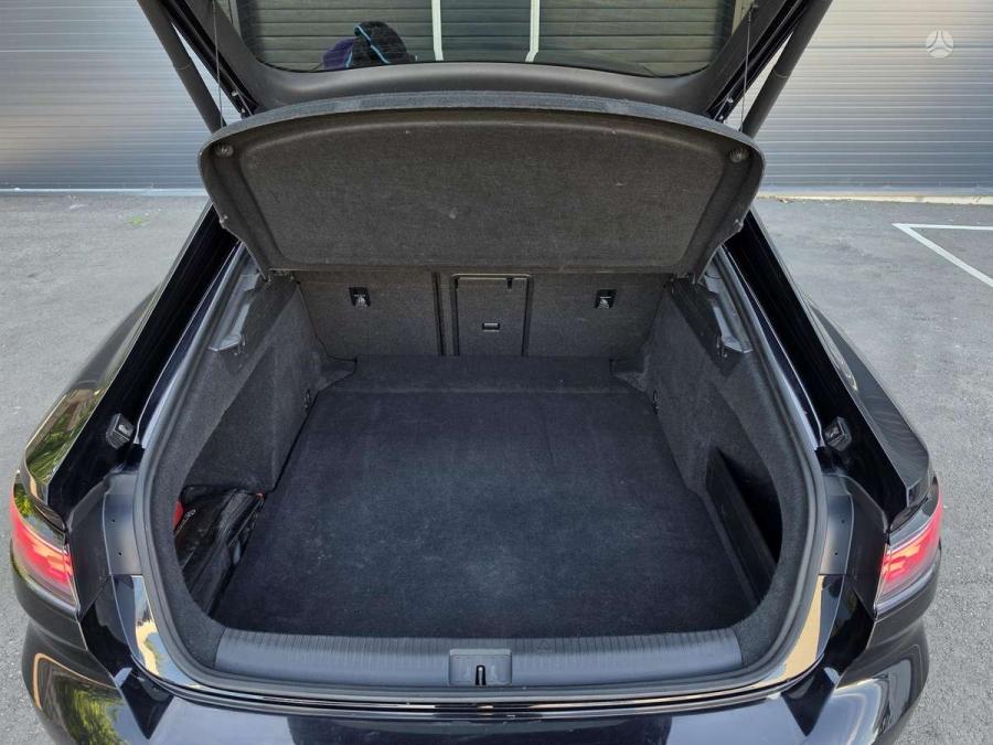 Melns Volkswagen Arteon 2022 Kauņa, ar dzinēja tilpumu 1.98 L un nobraukumu 235 tūkst. km par 12400 €, foto 26 vietnē AUTOMOTO.COM.LV
