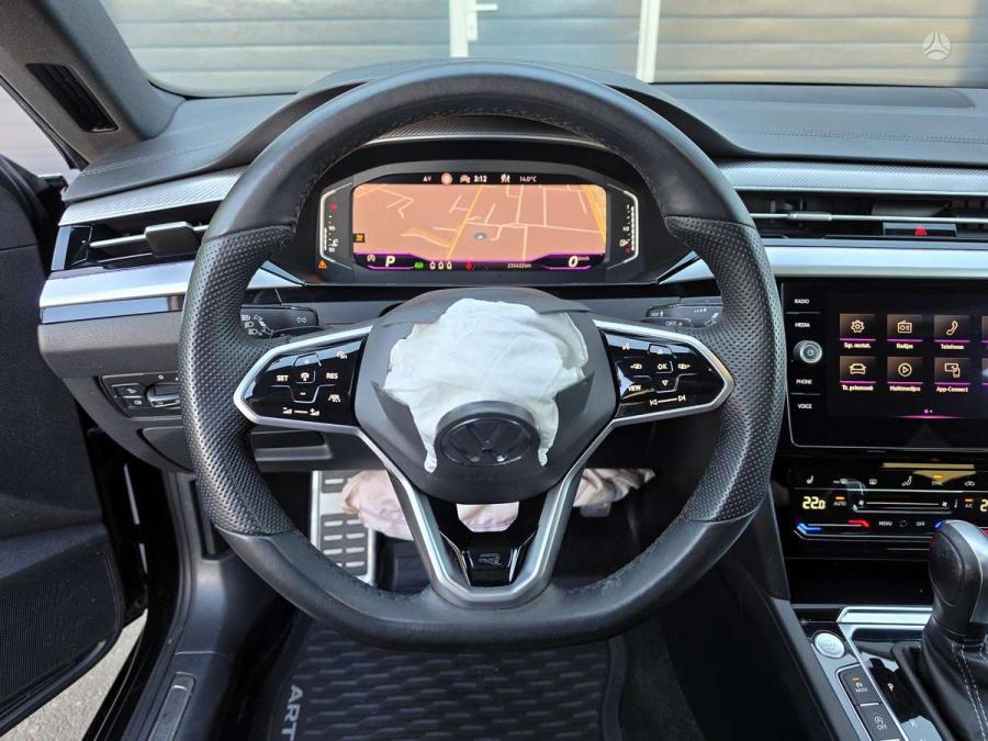 Melns Volkswagen Arteon 2022 Kauņa, ar dzinēja tilpumu 1.98 L un nobraukumu 235 tūkst. km par 12400 €, foto 33 vietnē AUTOMOTO.COM.LV