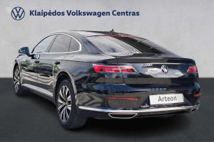 Melns Volkswagen Arteon 2022 Klaipėda, ar dzinēja tilpumu 1.98 L un nobraukumu 93 tūkst. km par 24680 €, foto 5 vietnē AUTOMOTO.COM.LV