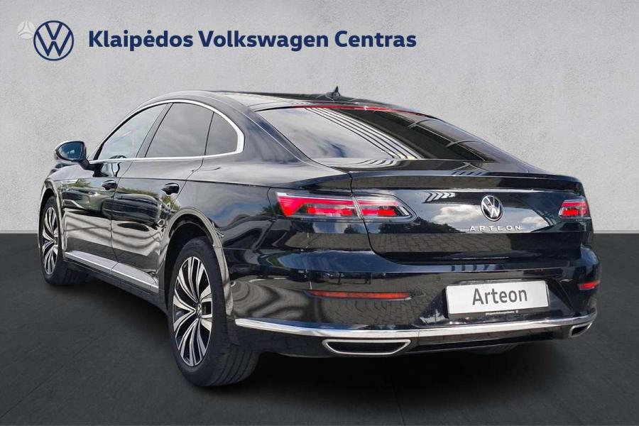 Melns Volkswagen Arteon 2022 Klaipėda, ar dzinēja tilpumu 1.98 L un nobraukumu 93 tūkst. km par 24680 €, foto 5 vietnē AUTOMOTO.COM.LV