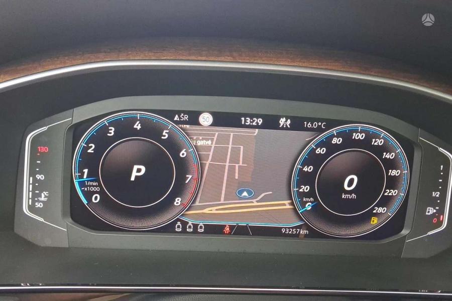 Melns Volkswagen Arteon 2022 Klaipėda, ar dzinēja tilpumu 1.98 L un nobraukumu 93 tūkst. km par 24680 €, foto 13 vietnē AUTOMOTO.COM.LV