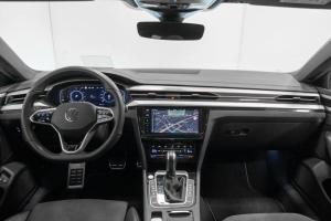 Black Volkswagen Arteon 2023 in Vilnius, with an engine capacity of 1.40 L and mileage of 131 thousand km for 24500 €, photo 11 on AUTOMOTO.COM.LV