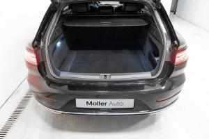 Black Volkswagen Arteon 2023 in Vilnius, with an engine capacity of 1.40 L and mileage of 131 thousand km for 24500 €, photo 25 on AUTOMOTO.COM.LV