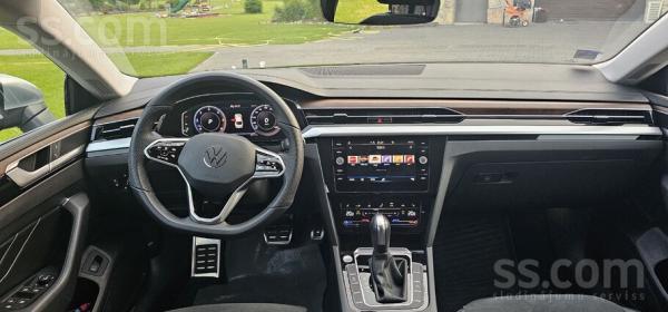 Volkswagen Arteon 2023 in Riga on AUTOMOTO.COM.LV Black Volkswagen Arteon 2023 in Riga, with an engine capacity of 2.00 L and mileage of 63 thousand km for 27000 €, photo 7 on AUTOMOTO.COM.LV