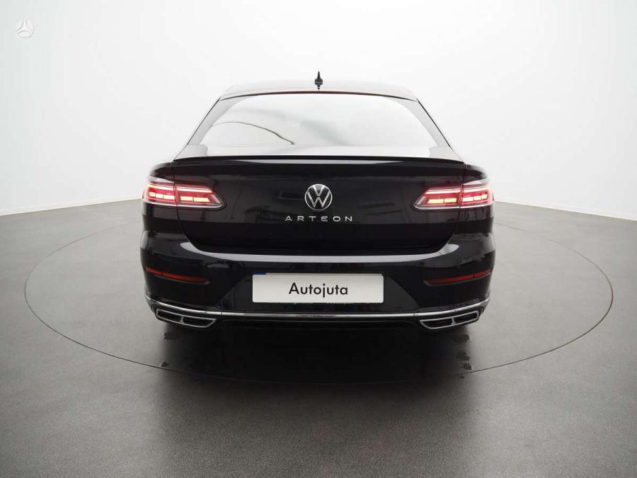 Melns Volkswagen Arteon 2023 Viļņa, ar dzinēja tilpumu 1.98 L un nobraukumu 76 tūkst. km par 31000 €, foto 6 vietnē AUTOMOTO.COM.LV