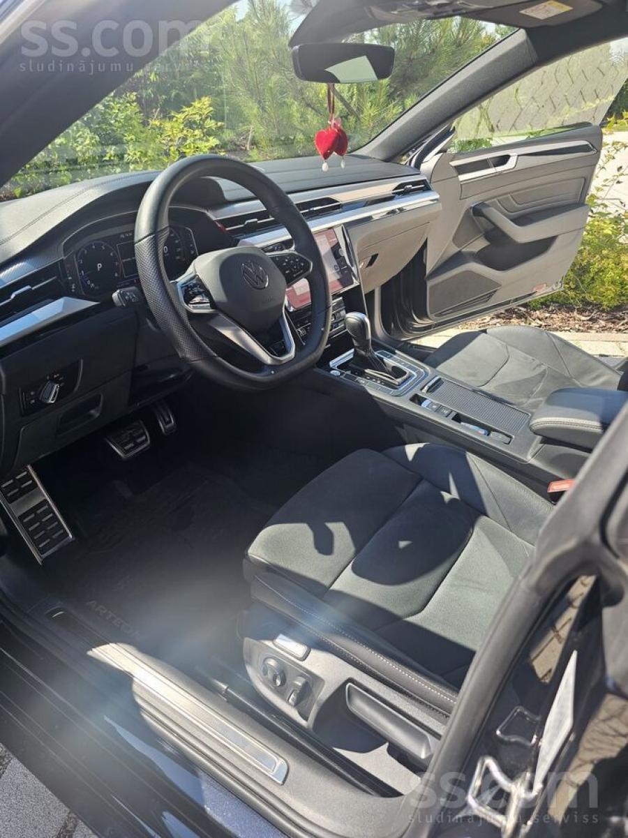 Melns Volkswagen Arteon 2024 Rīga, ar dzinēja tilpumu 2.00 L un nobraukumu 36 tūkst. km par 32750 €, foto 13 vietnē AUTOMOTO.COM.LV