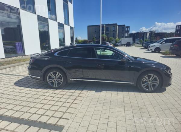 Melns Volkswagen Arteon 2024 Rīga, ar dzinēja tilpumu 2.00 L un nobraukumu 35 tūkst. km par 32950 €, foto 6 vietnē AUTOMOTO.COM.LV