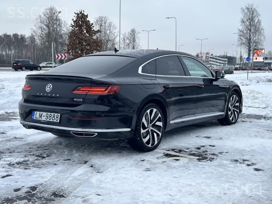 Melns Volkswagen Arteon 2017 Rīga, ar dzinēja tilpumu 2.00 L un nobraukumu 99 tūkst. km par 24500 €, foto 3 vietnē AUTOMOTO.COM.LV