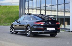 Melns Volkswagen Arteon 2017 Viļņa, ar dzinēja tilpumu 2.00 L un nobraukumu 258 tūkst. km par 16250 €, foto 3 vietnē AUTOMOTO.COM.LV