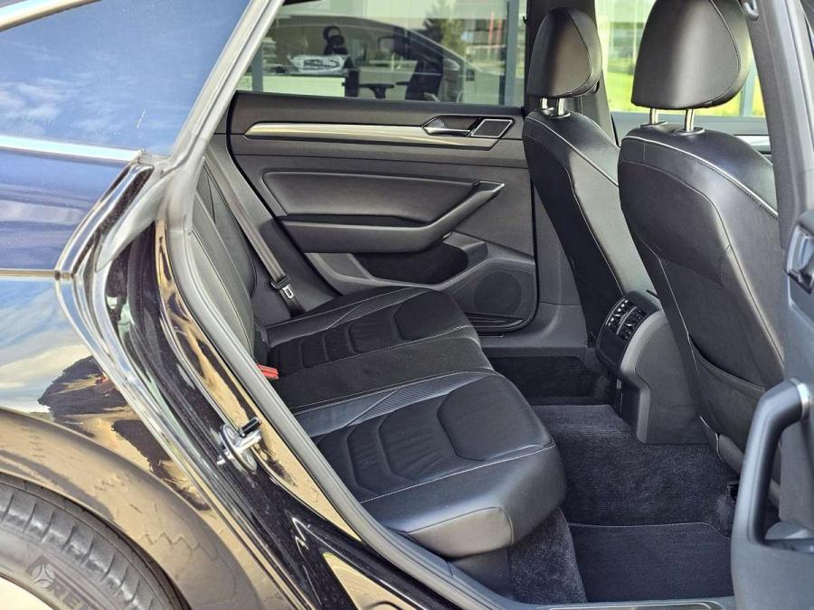 Melns Volkswagen Arteon 2017 Viļņa, ar dzinēja tilpumu 2.00 L un nobraukumu 258 tūkst. km par 16250 €, foto 24 vietnē AUTOMOTO.COM.LV