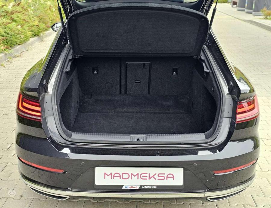 Melns Volkswagen Arteon 2017 Viļņa, ar dzinēja tilpumu 2.00 L un nobraukumu 258 tūkst. km par 15950 €, foto 21 vietnē AUTOMOTO.COM.LV