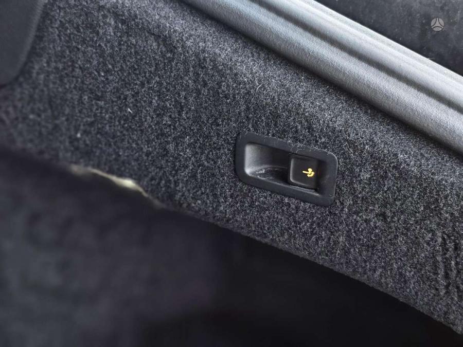 Melns Volkswagen Arteon 2017 Viļņa, ar dzinēja tilpumu 2.00 L un nobraukumu 258 tūkst. km par 15950 €, foto 23 vietnē AUTOMOTO.COM.LV