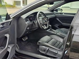 Melns Volkswagen Arteon 2017 Viļņa, ar dzinēja tilpumu 2.00 L un nobraukumu 258 tūkst. km par 15950 €, foto 25 vietnē AUTOMOTO.COM.LV