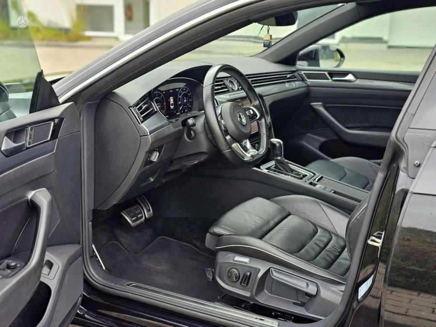 Melns Volkswagen Arteon 2017 Viļņa, ar dzinēja tilpumu 2.00 L un nobraukumu 258 tūkst. km par 15950 €, foto 25 vietnē AUTOMOTO.COM.LV
