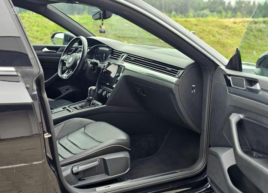 Melns Volkswagen Arteon 2017 Viļņa, ar dzinēja tilpumu 2.00 L un nobraukumu 258 tūkst. km par 15950 €, foto 27 vietnē AUTOMOTO.COM.LV
