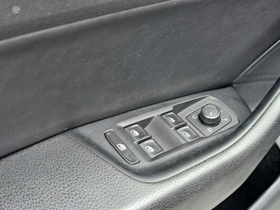 Melns Volkswagen Arteon 2017 Viļņa, ar dzinēja tilpumu 2.00 L un nobraukumu 258 tūkst. km par 15950 €, foto 33 vietnē AUTOMOTO.COM.LV