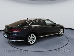 Melns Volkswagen Arteon 2018 Tallina, ar dzinēja tilpumu 2.00 L un nobraukumu 205 tūkst. km par 18490 €, foto 6 vietnē AUTOMOTO.COM.LV