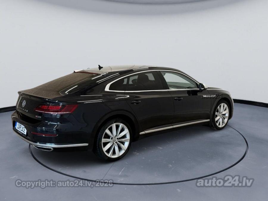 Melns Volkswagen Arteon 2018 Tallina, ar dzinēja tilpumu 2.00 L un nobraukumu 205 tūkst. km par 18490 €, foto 6 vietnē AUTOMOTO.COM.LV