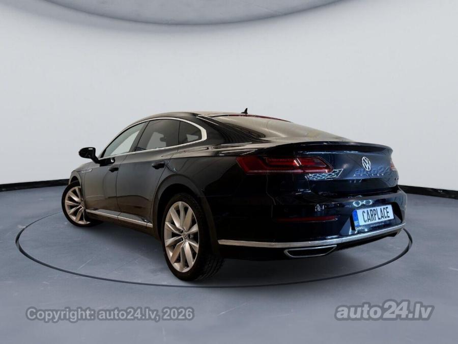 Melns Volkswagen Arteon 2018 Tallina, ar dzinēja tilpumu 2.00 L un nobraukumu 205 tūkst. km par 18490 €, foto 8 vietnē AUTOMOTO.COM.LV