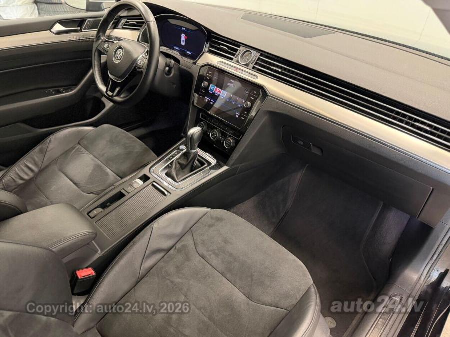 Melns Volkswagen Arteon 2018 Tallina, ar dzinēja tilpumu 2.00 L un nobraukumu 205 tūkst. km par 18490 €, foto 14 vietnē AUTOMOTO.COM.LV