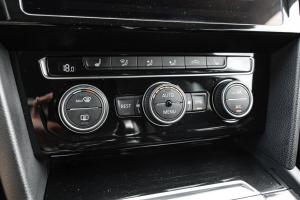 Black Volkswagen Arteon 2018 in Riga, with an engine capacity of 1.50 L and mileage of 161 thousand km for 18050 €, photo 16 on AUTOMOTO.COM.LV