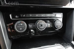 Black Volkswagen Arteon 2018 in Riga, with an engine capacity of 1.50 L and mileage of 161 thousand km for 17750 €, photo 16 on AUTOMOTO.COM.LV