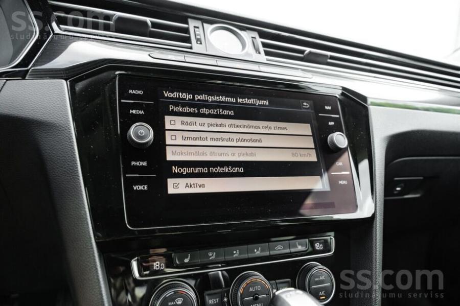 Black Volkswagen Arteon 2018 in Riga, with an engine capacity of 1.50 L and mileage of 161 thousand km for 17750 €, photo 23 on AUTOMOTO.COM.LV