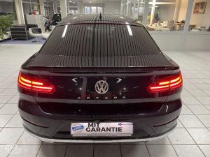 Black Volkswagen Arteon 2019 in Kaunas, with an engine capacity of 2.00 L and mileage of 83 thousand km for 27549 €, photo 6 on AUTOMOTO.COM.LV