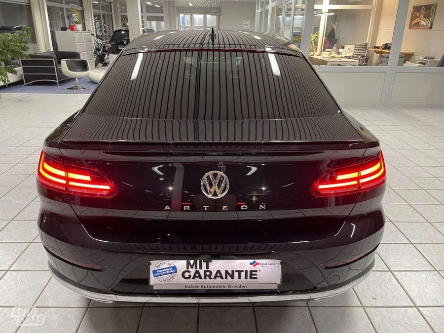 Black Volkswagen Arteon 2019 in Kaunas, with an engine capacity of 2.00 L and mileage of 83 thousand km for 27549 €, photo 6 on AUTOMOTO.COM.LV