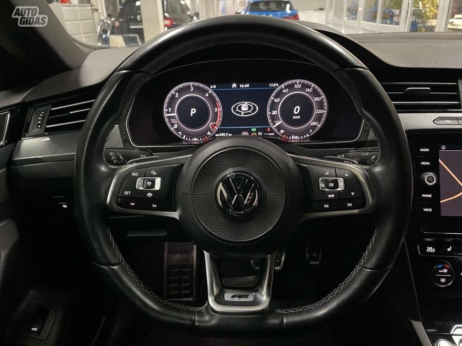 Black Volkswagen Arteon 2019 in Kaunas, with an engine capacity of 2.00 L and mileage of 83 thousand km for 27549 €, photo 12 on AUTOMOTO.COM.LV