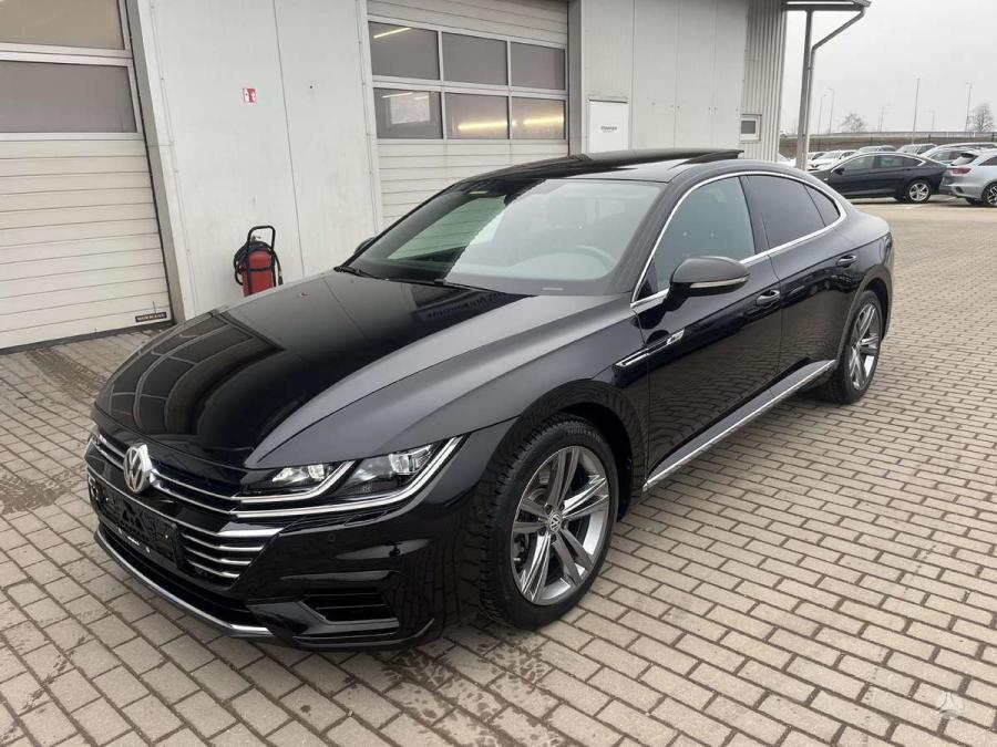 Black Volkswagen Arteon 2020 in Marijampole, with an engine capacity of 1.98 L and mileage of 68 thousand km for 21500 €, photo 1 on AUTOMOTO.COM.LV