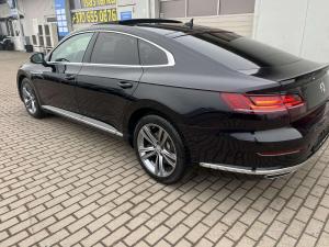 Black Volkswagen Arteon 2020 in Marijampole, with an engine capacity of 1.98 L and mileage of 68 thousand km for 21500 €, photo 7 on AUTOMOTO.COM.LV