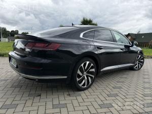 Melns Volkswagen Arteon 2020 Rīga, ar dzinēja tilpumu 2.00 L un nobraukumu 110 tūkst. km par 24500 €, foto 3 vietnē AUTOMOTO.COM.LV