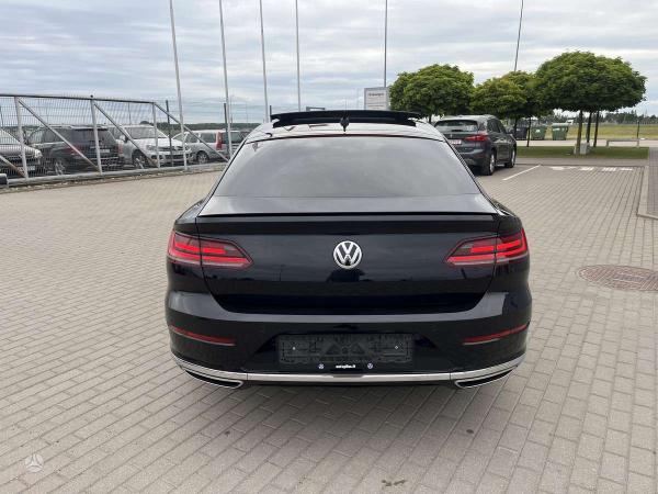 Black Volkswagen Arteon 2020 in Marijampole, with an engine capacity of 1.98 L and mileage of 69 thousand km for 21500 €, photo 6 on AUTOMOTO.COM.LV