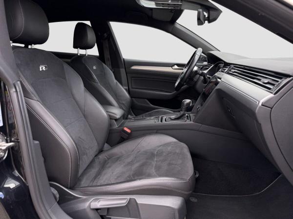Melns Volkswagen Arteon 2020 Pērnava, ar dzinēja tilpumu 2.00 L un nobraukumu 112 tūkst. km par 27150 €, foto 5 vietnē AUTOMOTO.COM.LV